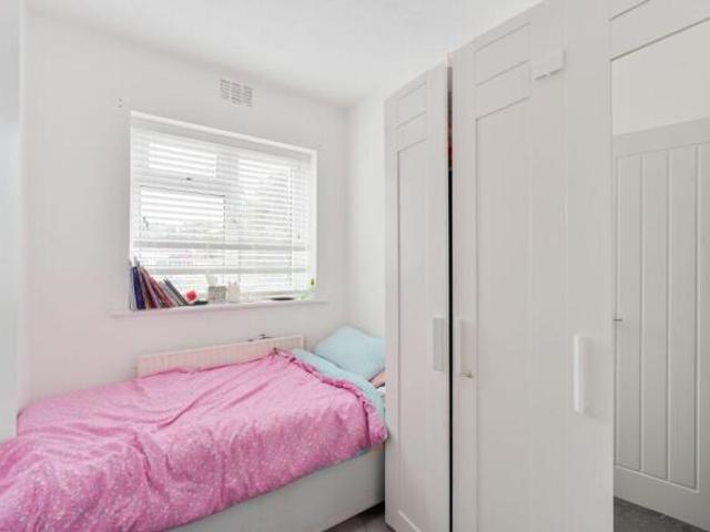 3 bedroom house for sale in Glenister Park Road, Streatham Vale, London, SW16