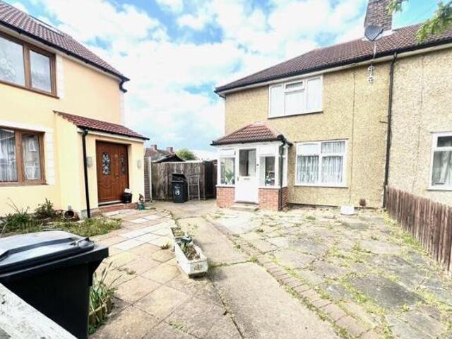 3 Bedroom House For Sale In Dagenham