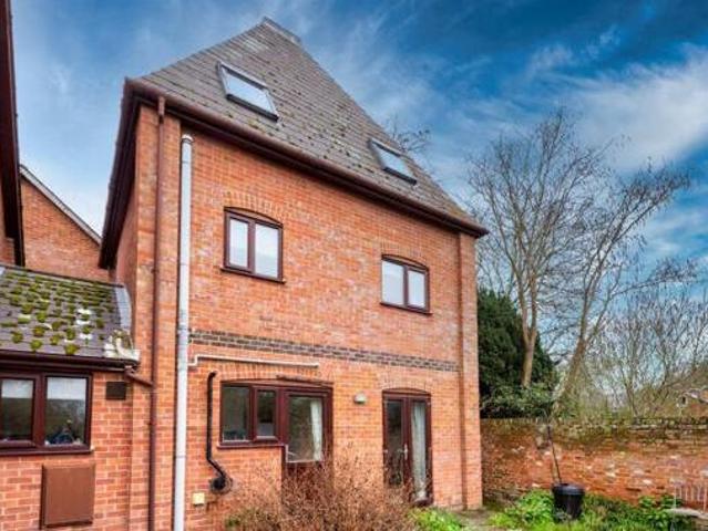 3 Bedroom House For Sale In Duke Street
