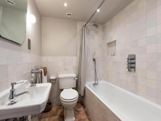 3 bedroom house for sale in Eden Road, Walthamstow, E17