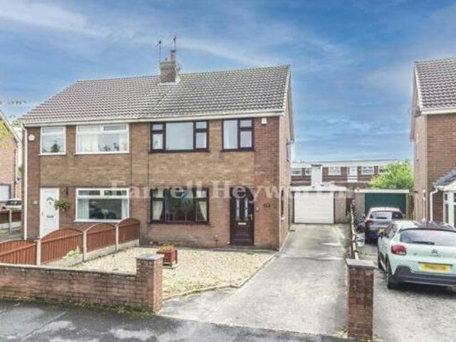 3 Bedroom House For Sale In Euxton