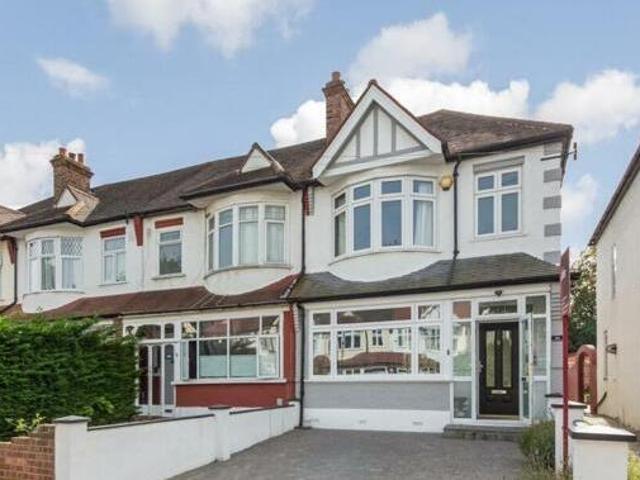 3 Bedroom House For Sale In Forest Hill, London
