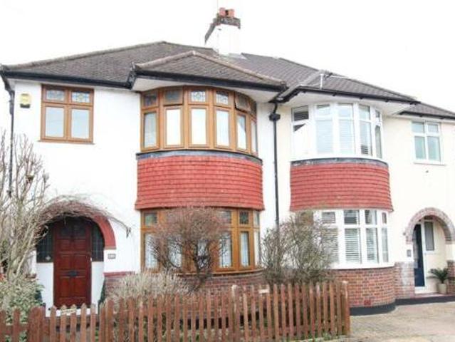 3 Bedroom House For Sale In Fetcham