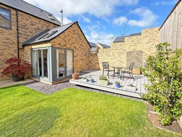 3 bedroom house for sale in Fewston Drive, Harrogate, HG3