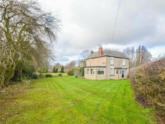 3 Bedroom House For Sale In Featherstone