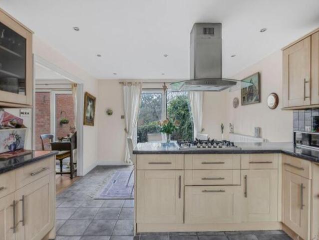 3 bedroom house for sale in King Arthur Close, Leckhampton, Cheltenham, Gloucestershire, GL53