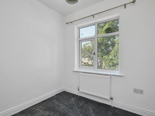 3 bedroom house for sale in King Lane, Leeds, West Yorkshire, LS17
