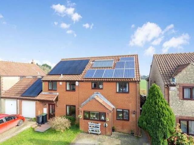 3 Bedroom House For Sale In Kingston