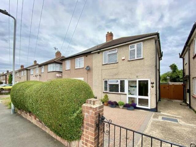 3 Bedroom House For Sale In Hayes