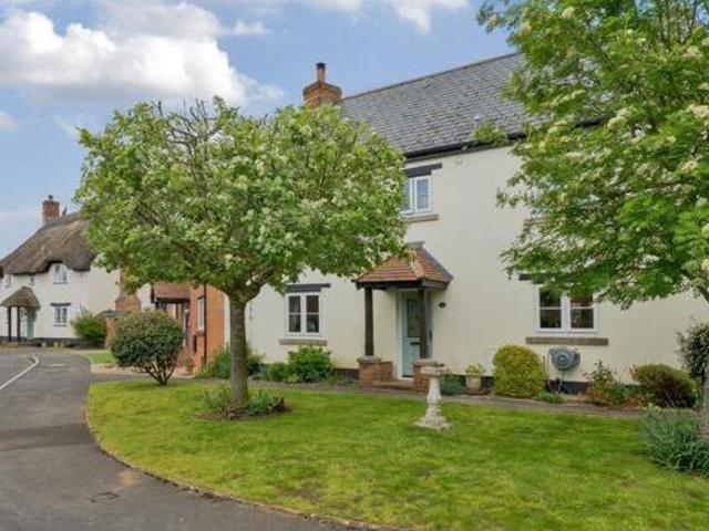 3 Bedroom House For Sale In Hazelbury Bryan