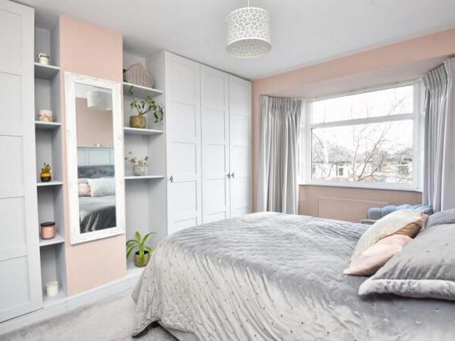 3 bedroom semi detached house for sale in Harlow Park Road, Harrogate, HG2