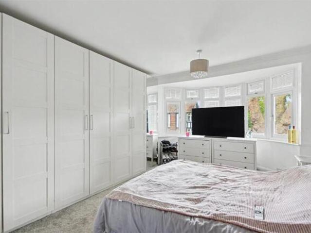 3 bedroom detached house for sale in Harrow Road, Nottingham, NG8