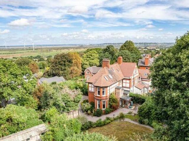 3 Bedroom House For Sale In Helsby