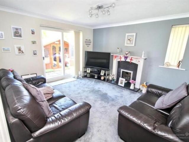 3 bedroom house for sale in Oak Tree Walk, Purley On Thames, Reading, RG8