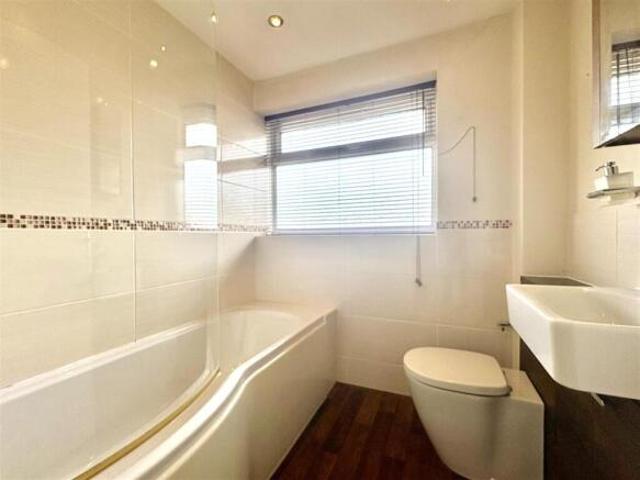 3 bedroom house for sale in Offered for sale with no chain on the sought after Henley Grove in Henleaze, BS9
