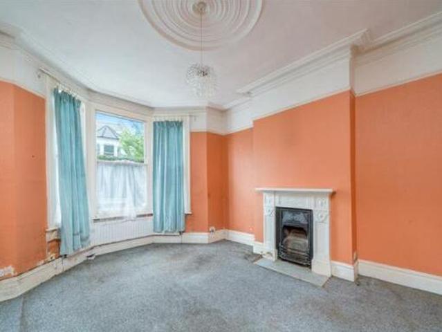 3 Bedroom House For Sale In London