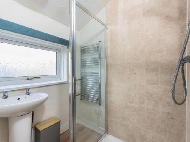 3 bedroom house for sale in Laburnum Way, Basingstoke, RG23