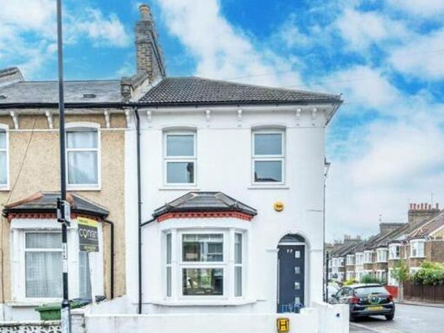 3 Bedroom House For Sale In Lewisham, London