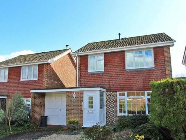 3 Bedroom House For Sale In Lymington, Hampshire