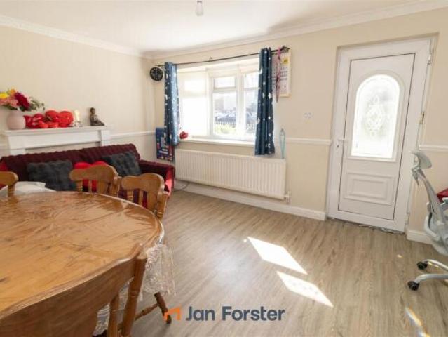 3 bedroom house for sale in Monks Park Way, Longbenton, Newcastle Upon Tyne, NE12