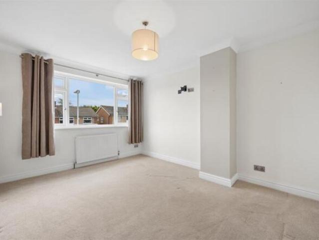 3 bedroom house for sale in Mardale Crescent, Lymm, WA13