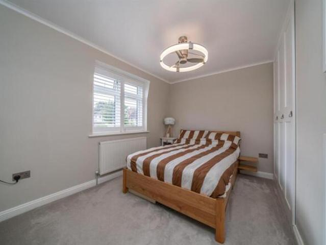 3 bedroom house for sale in Newbiggin Path, Watford, WD19