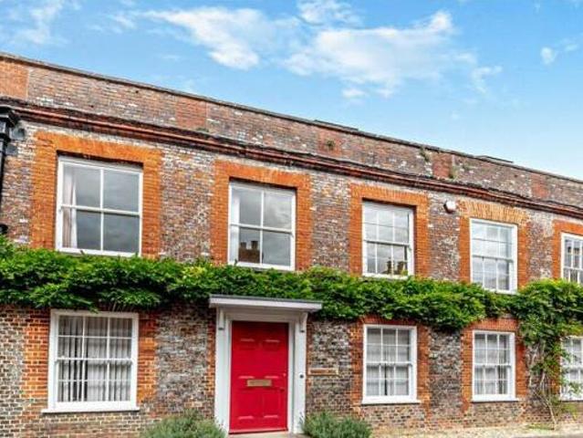 3 Bedroom House For Sale In Newbury, Berkshire