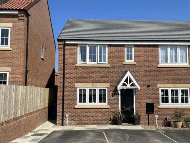 3 Bedroom House For Sale In Scalby