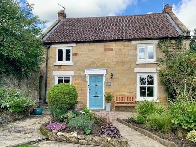 3 Bedroom House For Sale In Scalby