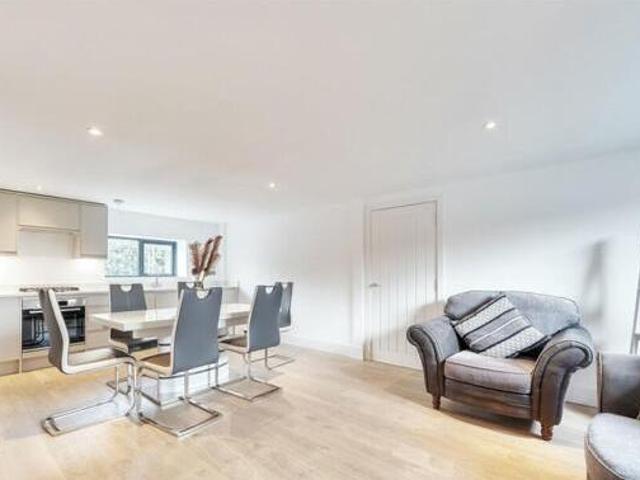 3 Bedroom House For Sale In Sherborne St John, Basingstoke