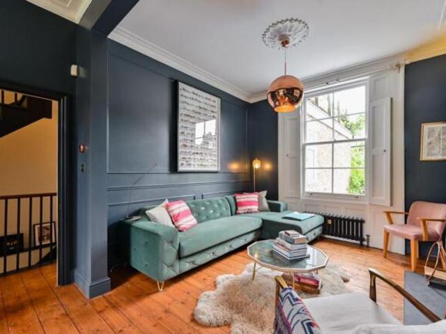3 bedroom house for sale in Stockwell Park Crescent, Stockwell, London, SW9