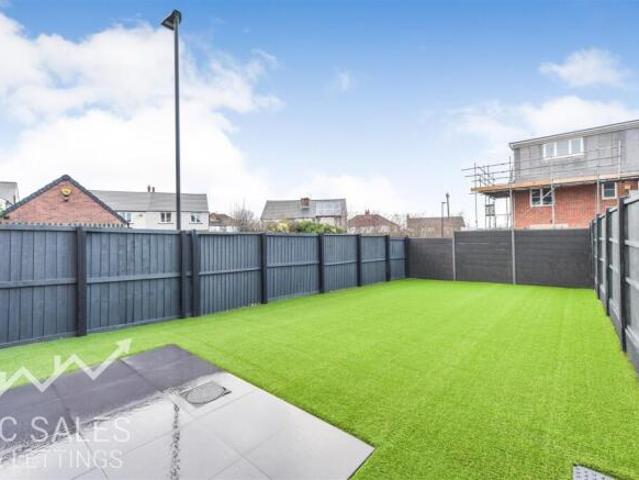 3 bedroom house for sale in Stoneycroft Road, Sheffield, S13