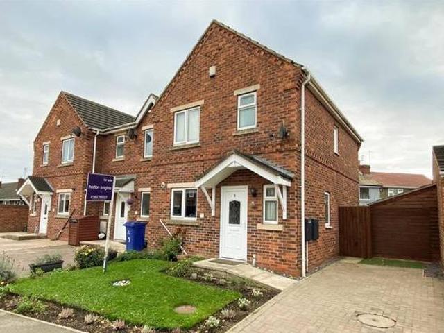 3 bedroom house for sale in Sunnymede View Askern Doncaster DN6