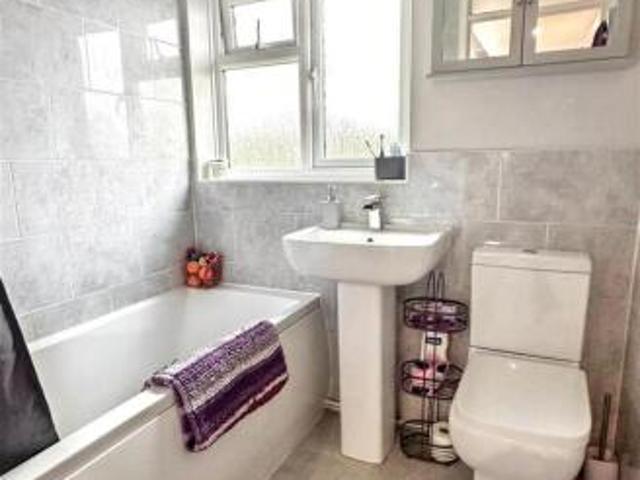 3 bedroom house for sale in Rockhurst Drive Eastbourne, BN20