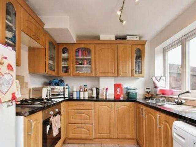 3 Bedroom House For Sale In Rhoose