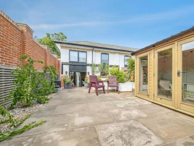 3 bedroom house for sale in Ribbans Park Road, Ipswich, Suffolk, IP3
