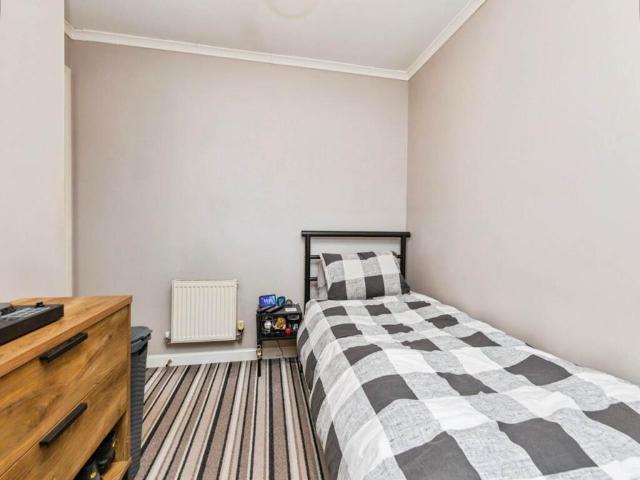 3 bedroom house for sale in Wearhead Drive, Sunderland, SR4