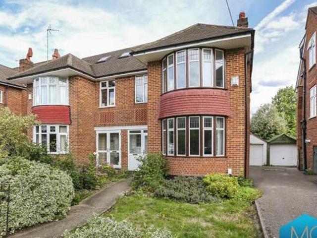 3 Bedroom House For Sale In Whetstone, London