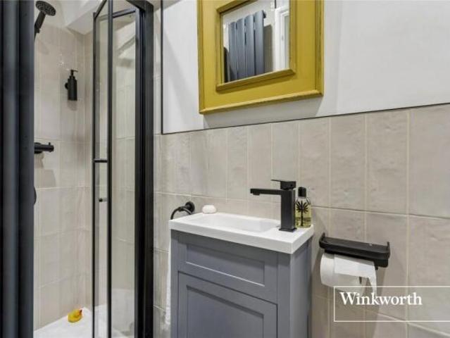 3 bedroom house for sale in Totteridge Village, London, N20