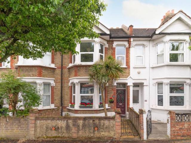 3 Bedroom House for Sale in Torridge Road