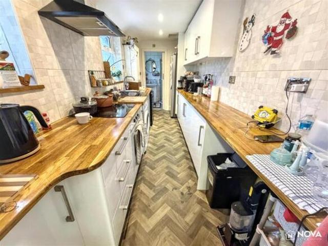 3 bedroom house for sale in Tavistock Street, Luton, LU1