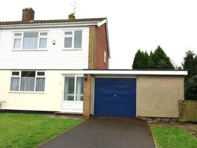 3 Bedroom House For Sale In Thornbury