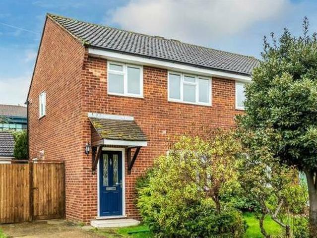 3 bedroom house for sale in Tudor Walk Leatherhead KT22