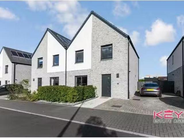 3 bedroom house for sale, St Agathas Grove, Kirkintilloch, Dun.