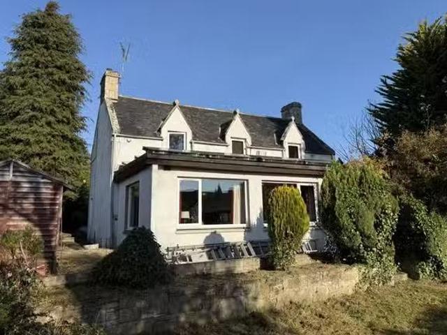 3 bedroom house for sale, Willowbank Road, Alness, Easter Ross.