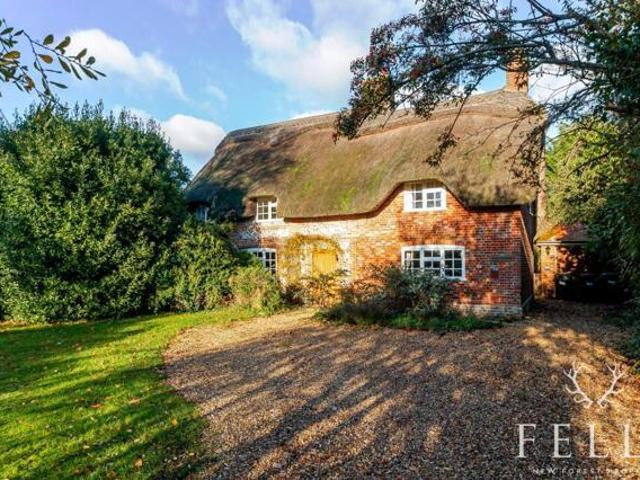 3 Bedroom House Fordingbridge Hampshire 99029467