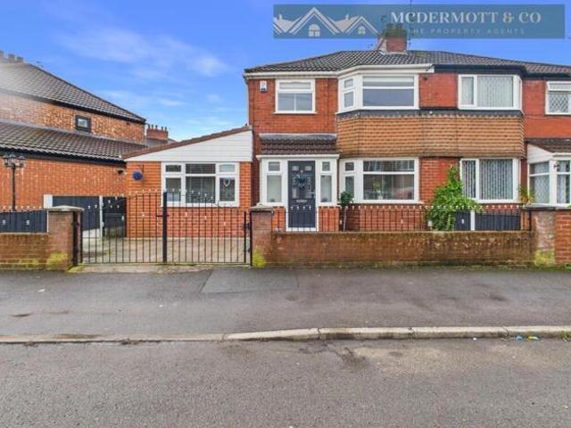 3 Bedroom House Failsworth Failsworth LS99642108