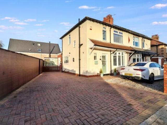 3 Bedroom House Fairfield Derbyshire 99029021