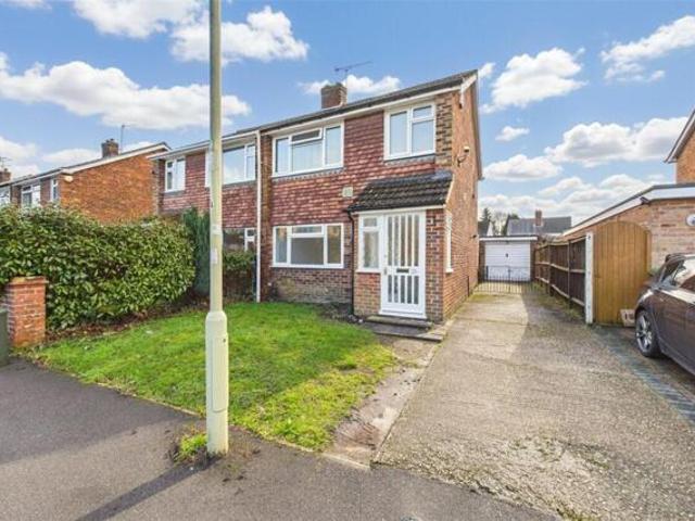 3 Bedroom House Farnborough Hampshire 100263364