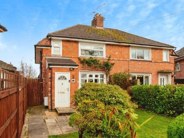 3 Bedroom House Farndon Cheshire West And Chester LS99840054